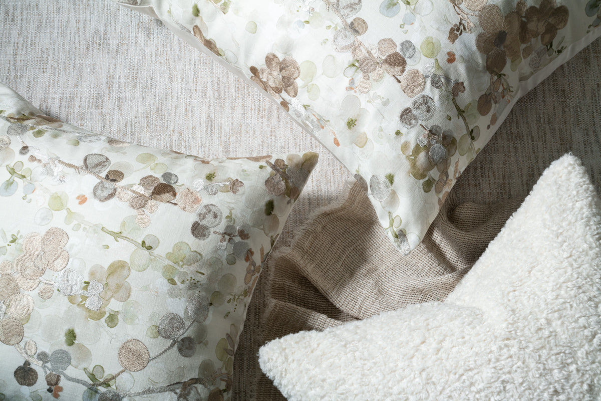 Bella – Claire Alexander Lux